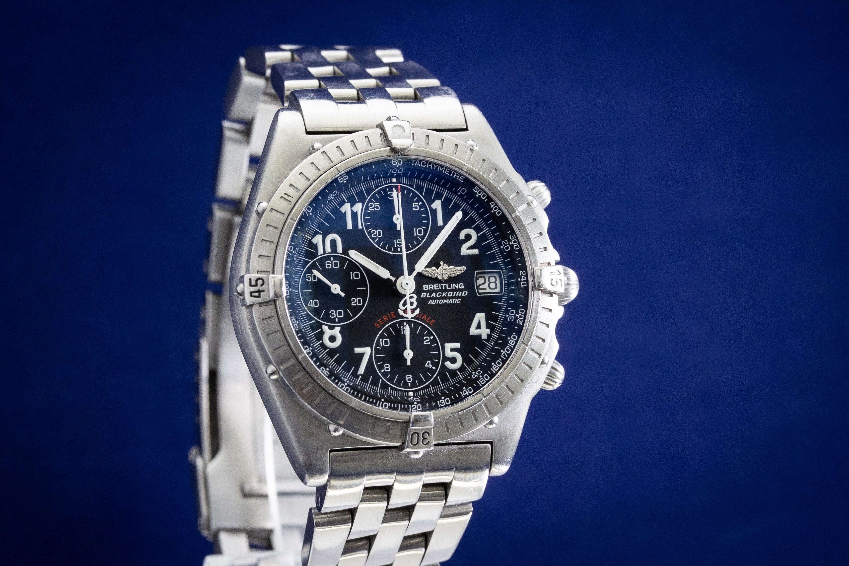 Pre Owned Breitling Chronomat Blackbird A13350 – The Watch Aficionado